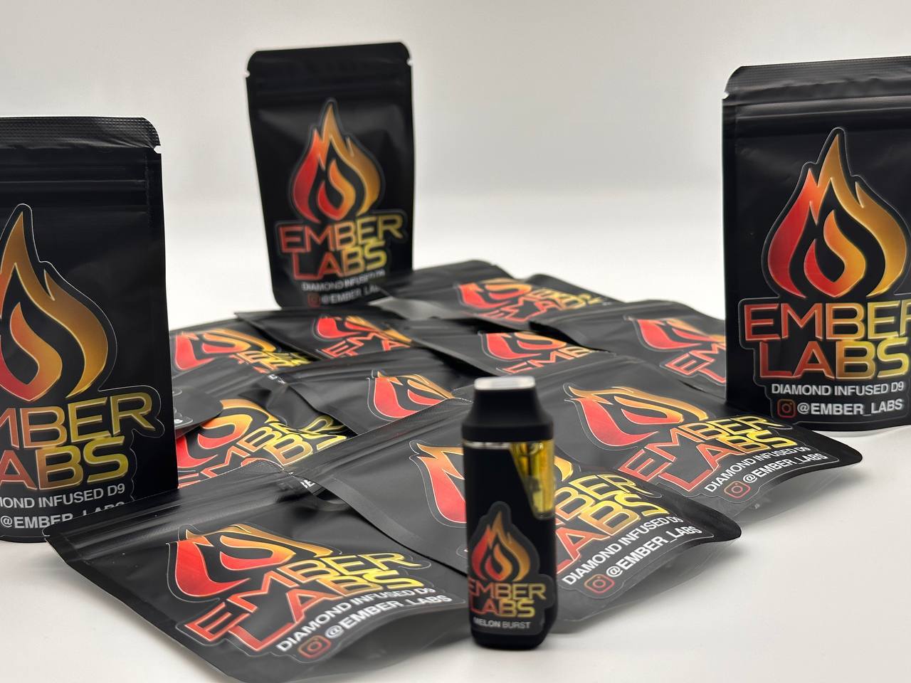 Ember Labs 1g Diamond Infused d9 Disposable - Cali Packs Store